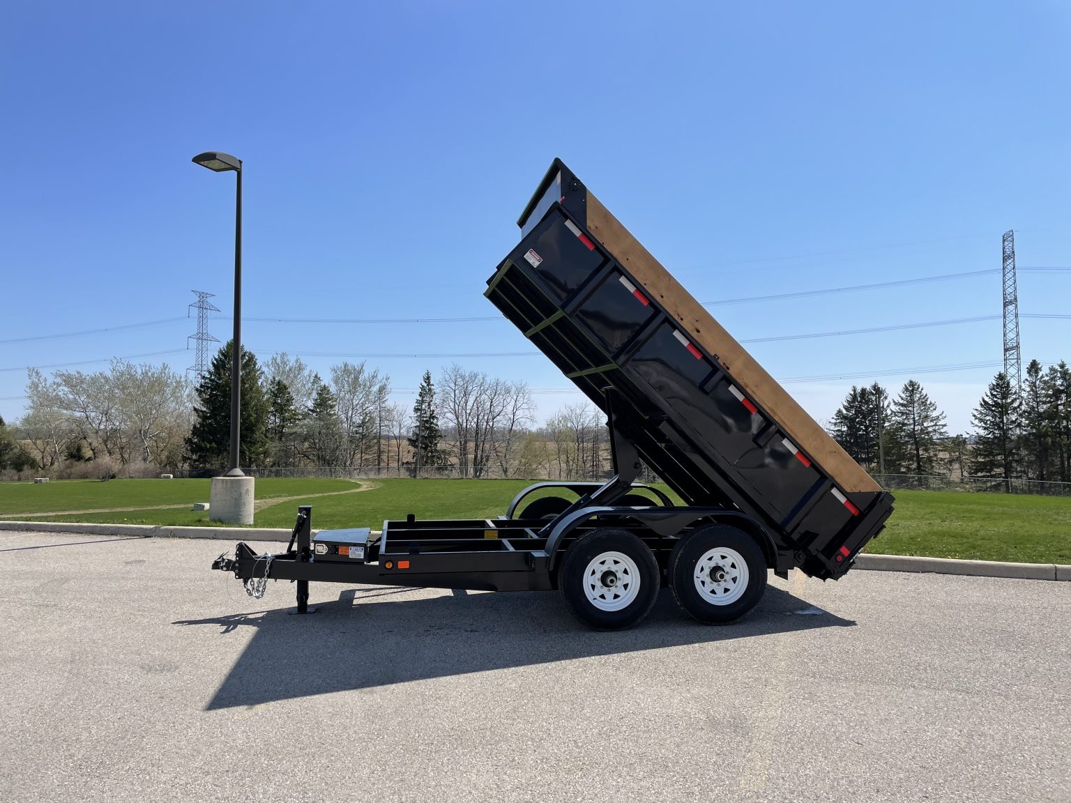 TANDEM AXLE DUMP DT.10K | Canada Trailers